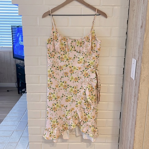 BCBGeneration | Dresses | Bcbg Floral Dress | Poshmark